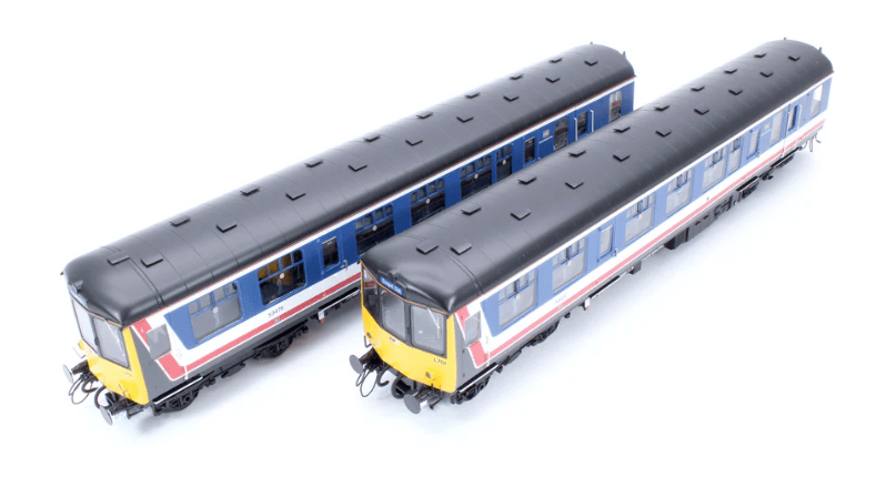 Heljan OO Scale Class 104 2 Car Set Revised Network Southeast L701 DCC ...