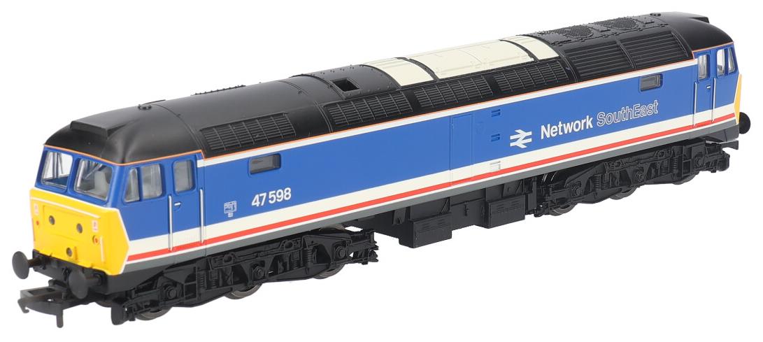 Hornby R30187 OO Scale Railroad Plus Class 47 Co-Co Diesel 47 598 NSE ...